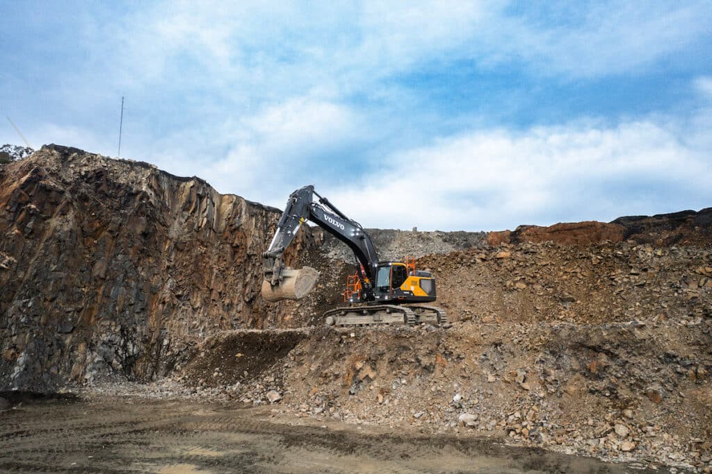 Solid as a rock: Western Quarries and CJD Equipment
