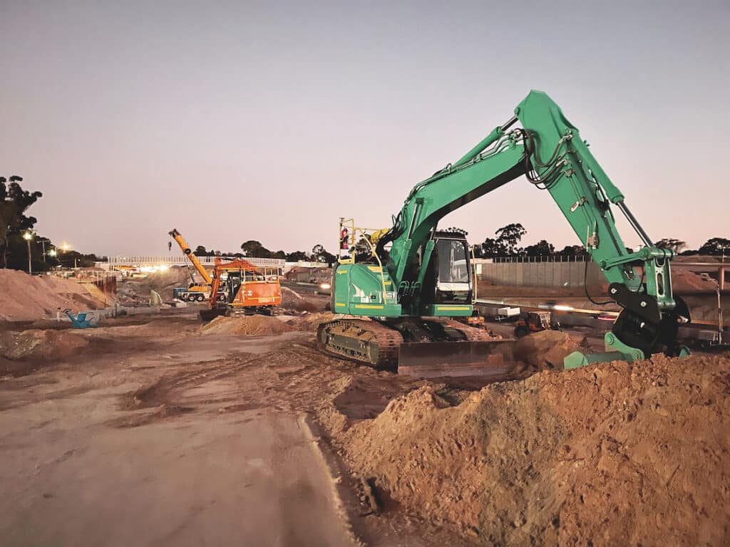 RaptorTech: Advanced machine control at your fingertips