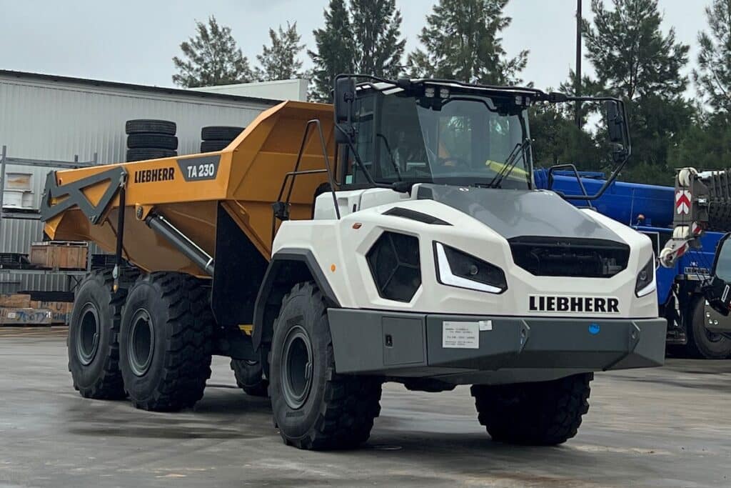 First award-winning Liebherr dump truck arrives in Australia