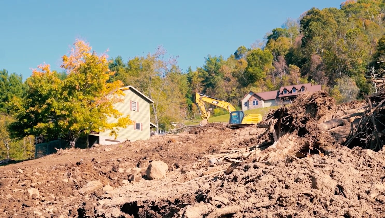 Cat® Command helps clean up in North Carolina crisis
